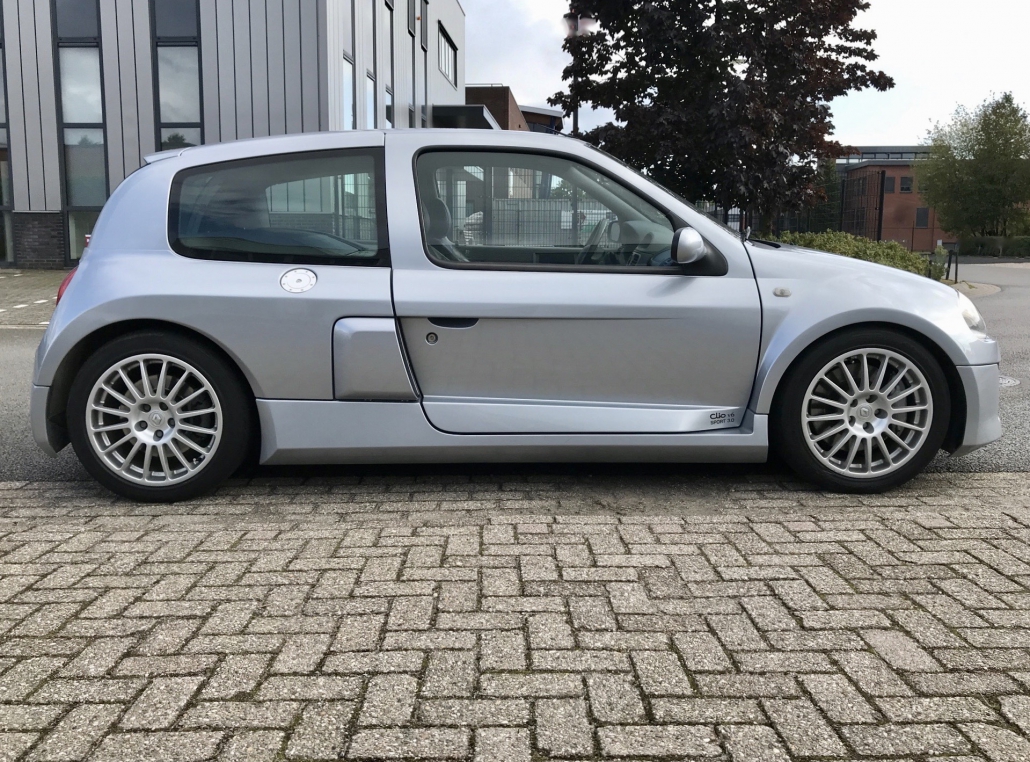 Renault Clio V6 2001 (phase 1) - VIAMARCO